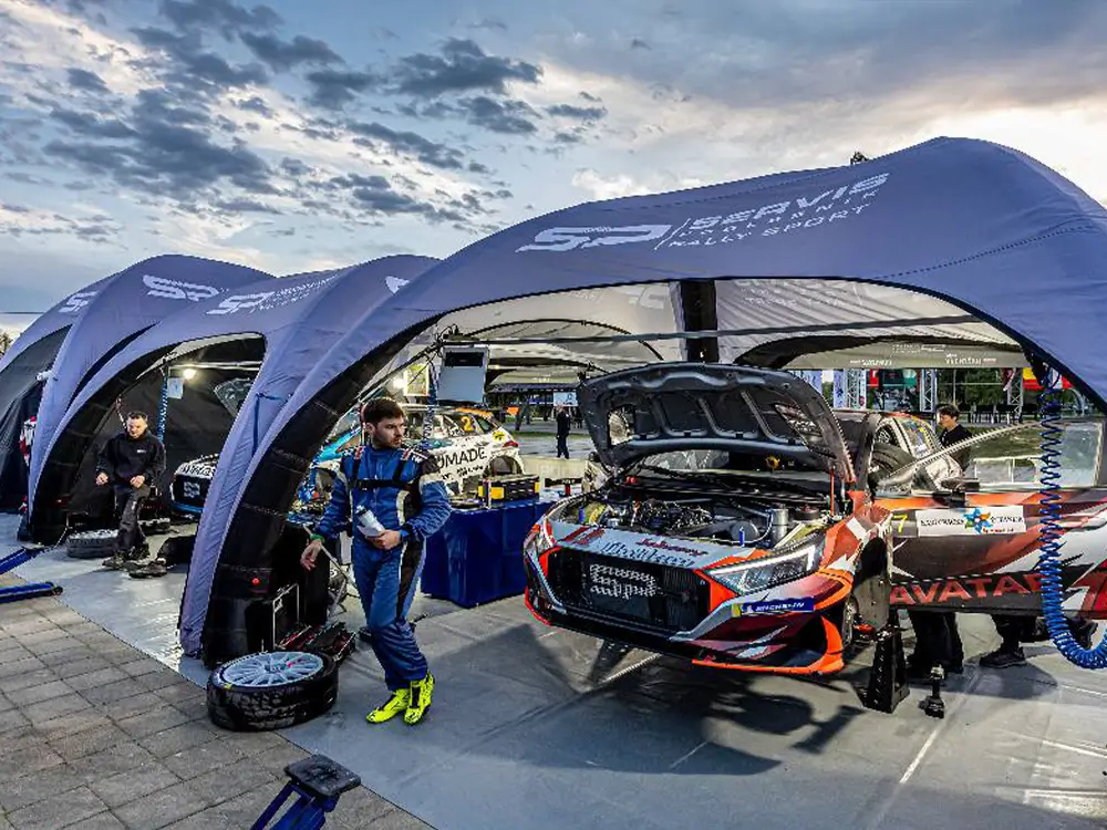 Custom Inflatable Tents for Motorsport Teams Success